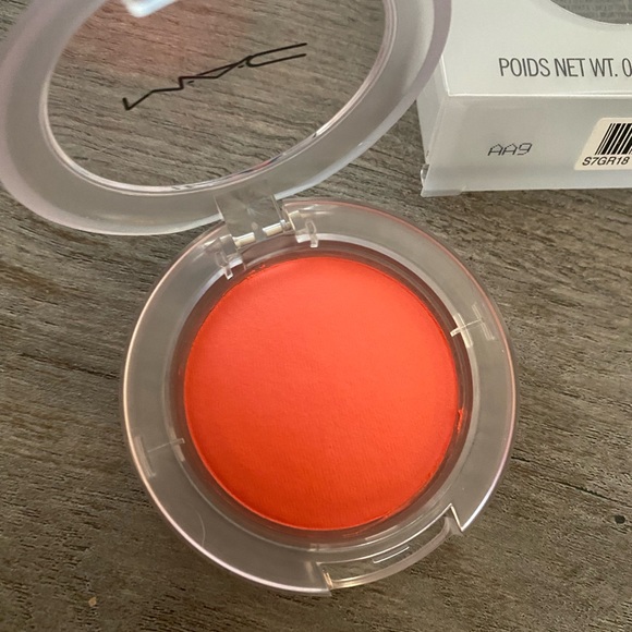 MAC Cosmetics | Makeup | Mac Glow Play Blush Groovy | Poshmark